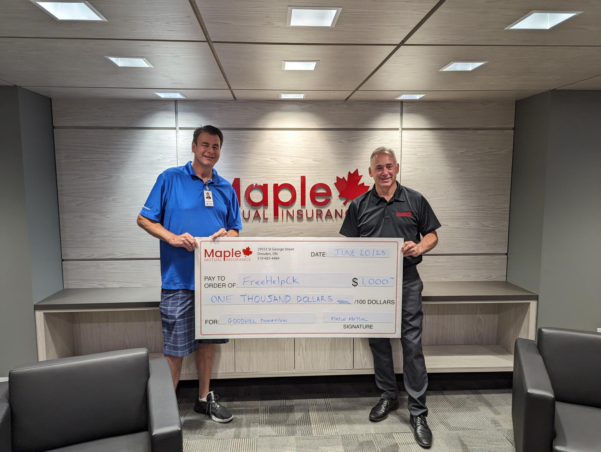 Maple Mutual Donates to FreeHelp CK | Maple Mutual Insurance